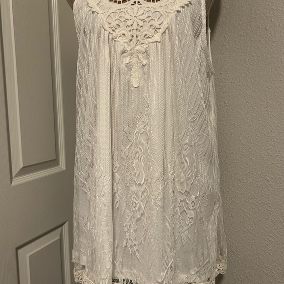 Suzanne Betro | Tops | Elegant White Lace Tunic | Poshmark